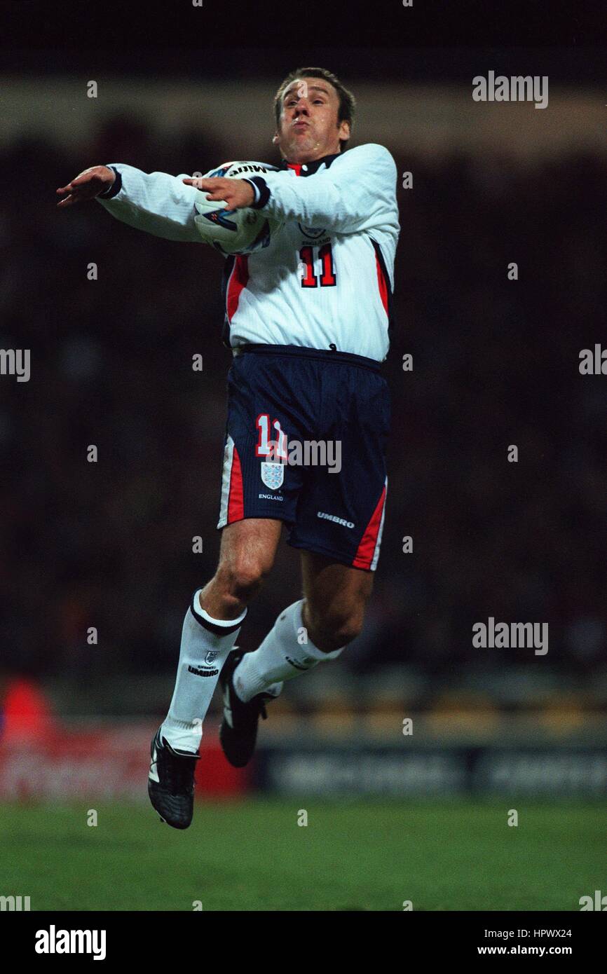 Paul merson hi-res stock photography and images - Alamy