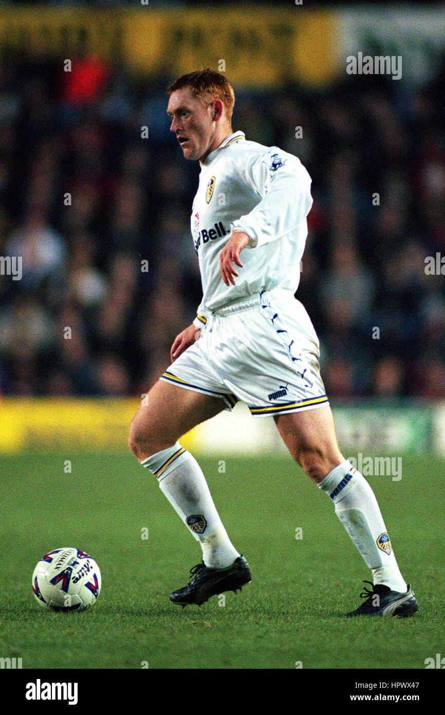 DAVID HOPKIN LEEDS UNITED FC 21 November 1998 Stock Photo - Alamy