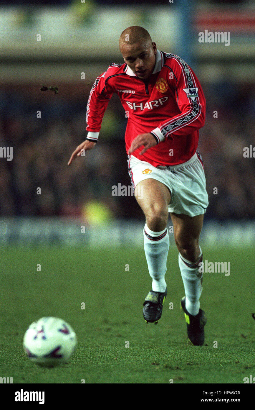 Wesley brown manchester united fc hi-res stock photography and images ...