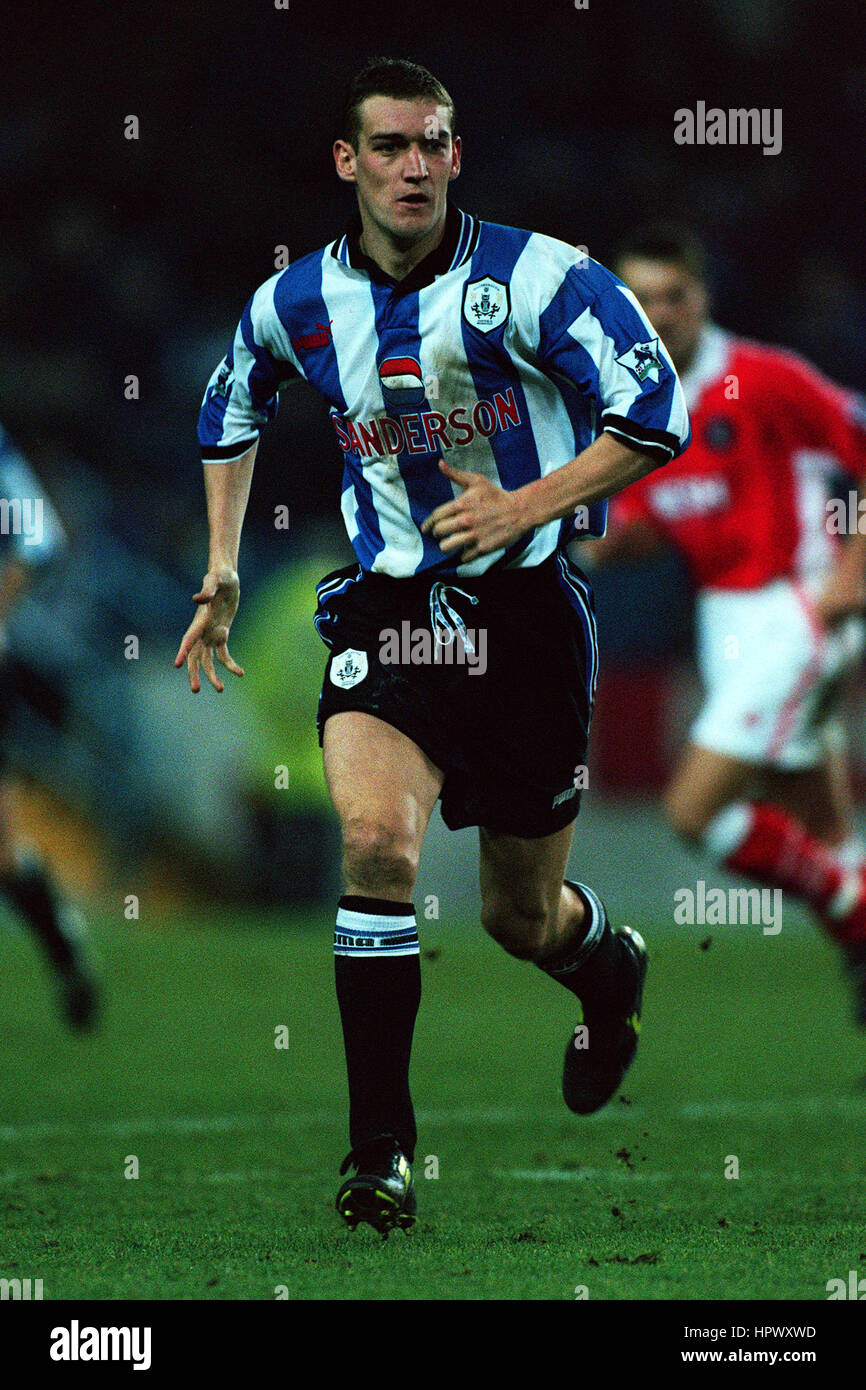 ANDY BOOTH SHEFFIELD WEDNESDAY FC 12 December 1998 Stock Photo - Alamy