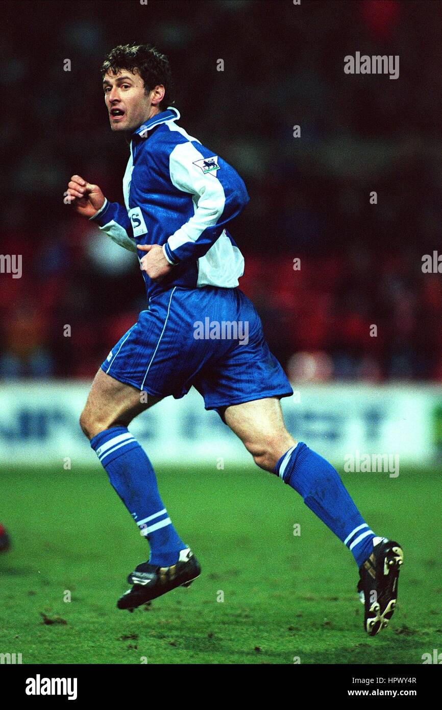 CHRIS SUTTON BLACKBURN ROVERS FC 19 December 1998 Stock Photo - Alamy