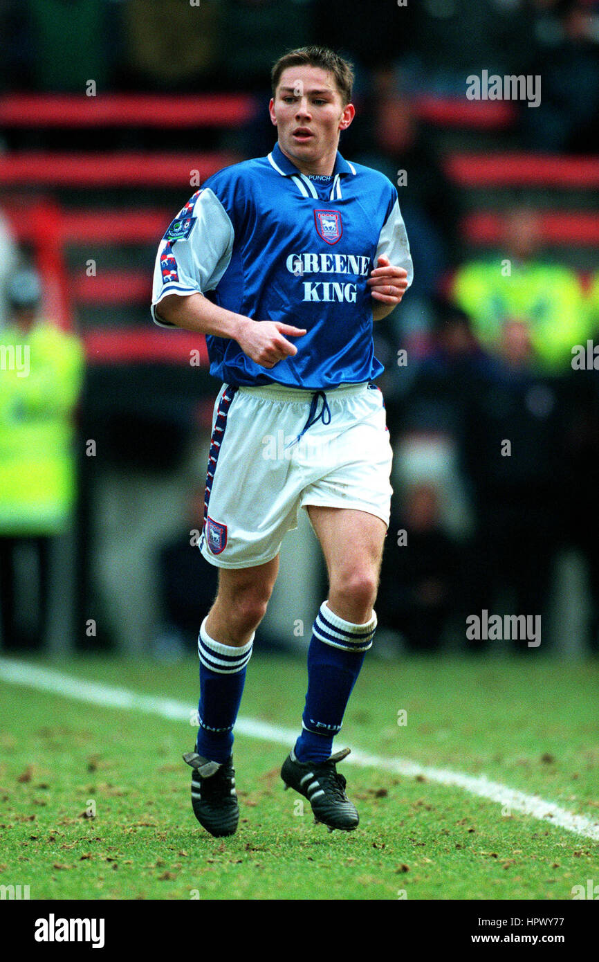 MATT HOLLAND IPSWICH TOWN FC 20 December 1998 Stock Photo - Alamy