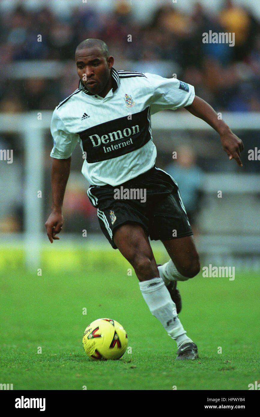 BARRY HAYLES FULHAM FC 28 December 1998 Stock Photo - Alamy