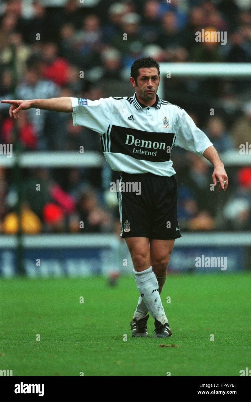 NEIL SMITH. FULHAM FC 28 December 1998 Stock Photo - Alamy
