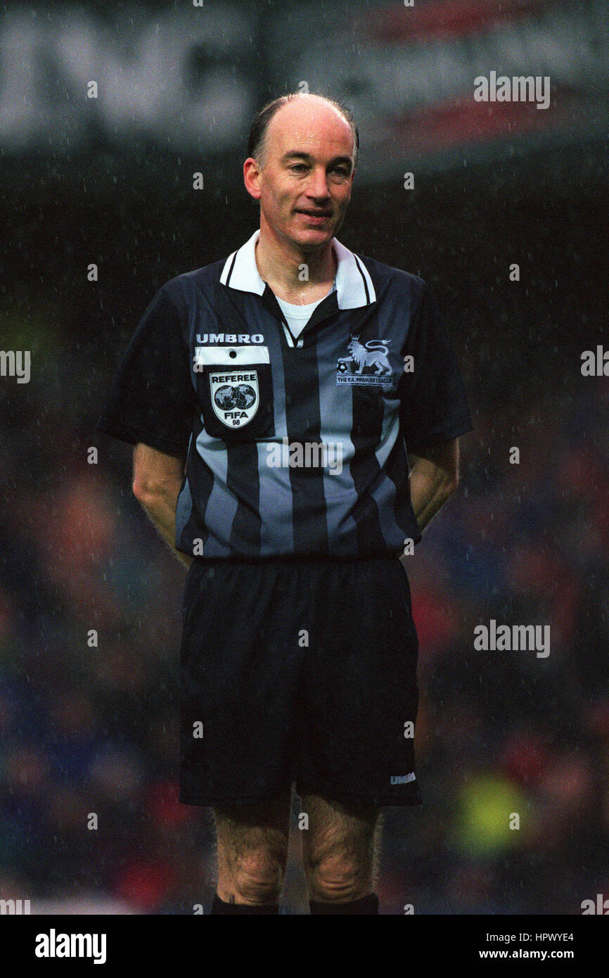 David elleray hi-res stock photography and images - Alamy