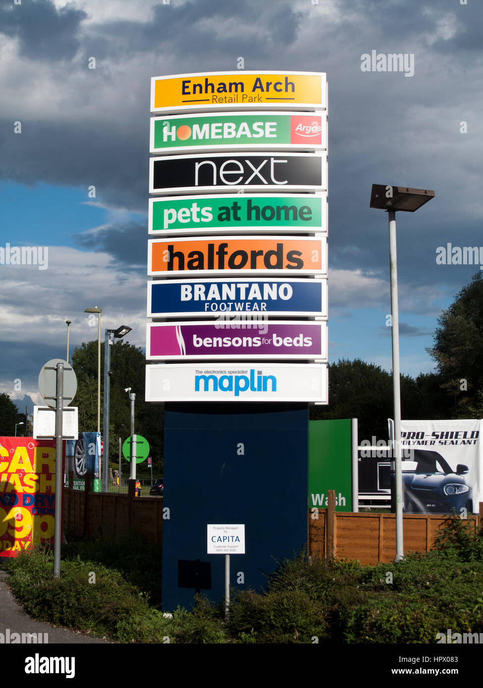 Homebase signage hi-res stock photography and images - Alamy