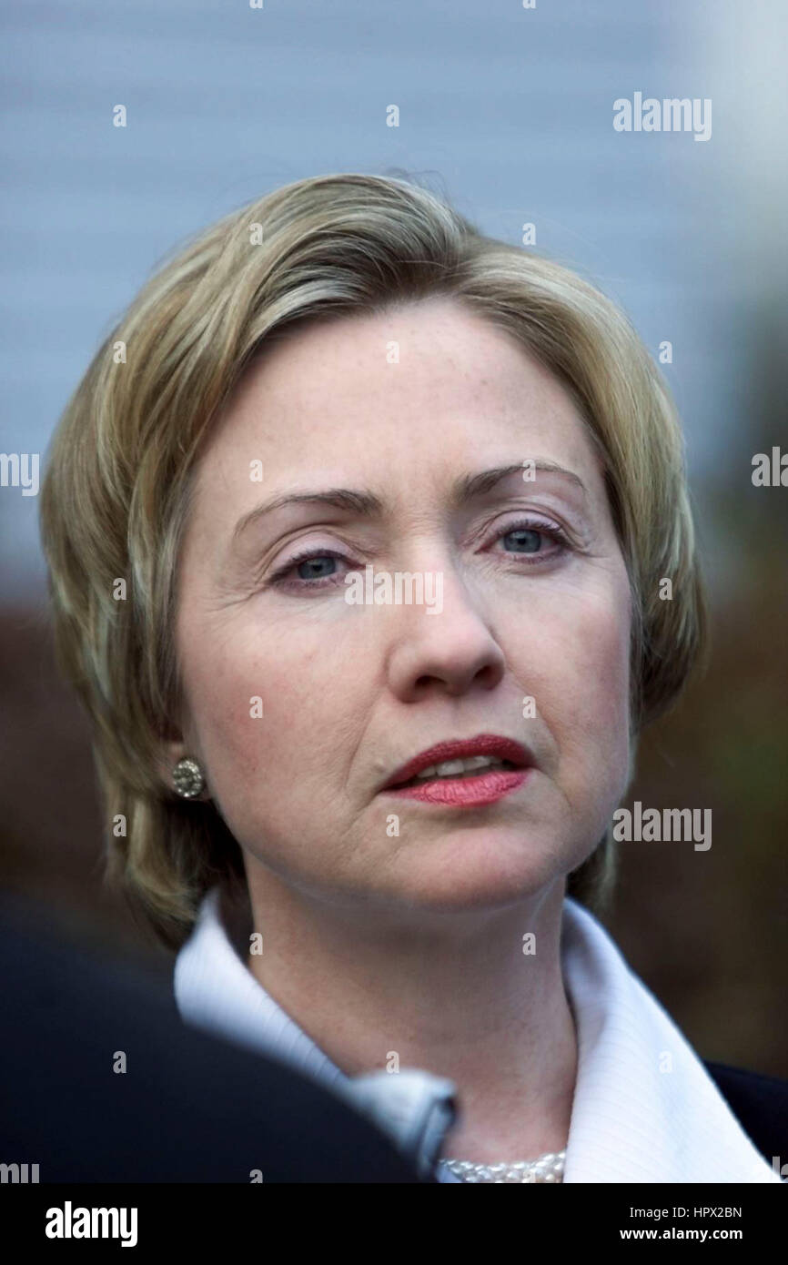 Hillary Clinton Senator 2000 High Resolution Stock Photography and ...