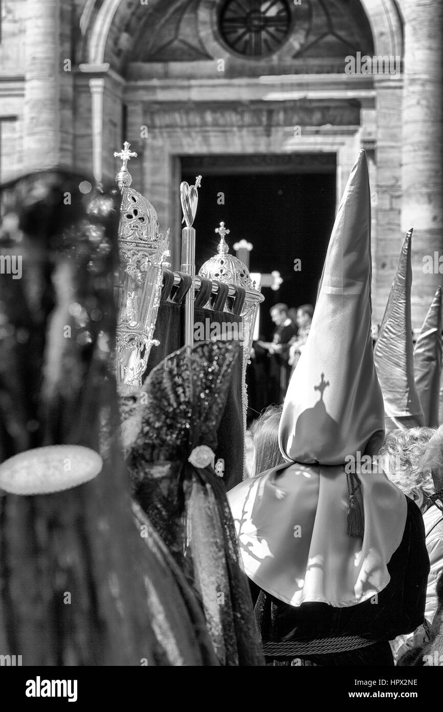 Entrance procession Black and White Stock Photos & Images - Alamy