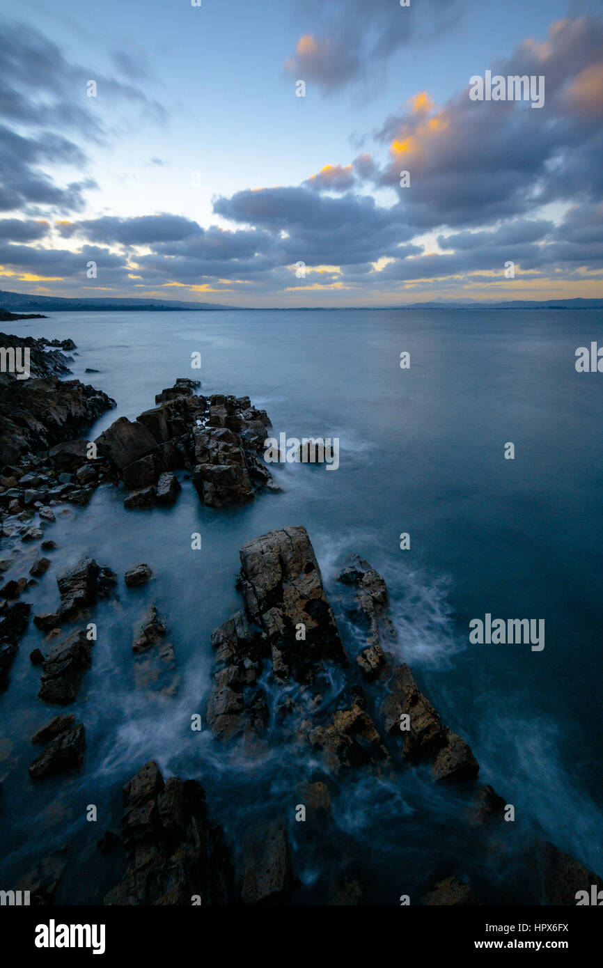 Pier and rocks hi-res stock photography and images - Alamy