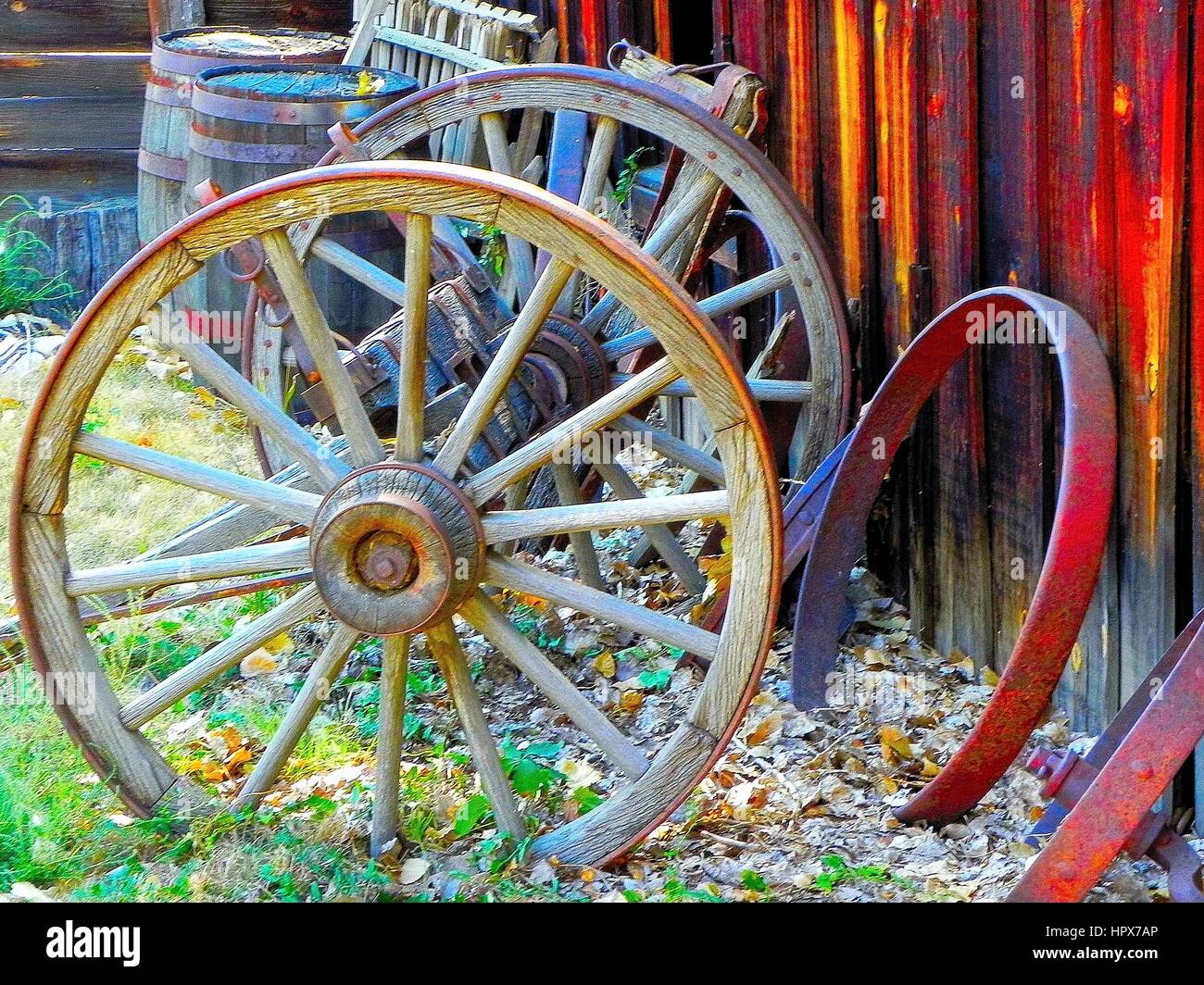 Old Wagon Wheels Stock Photo - Alamy