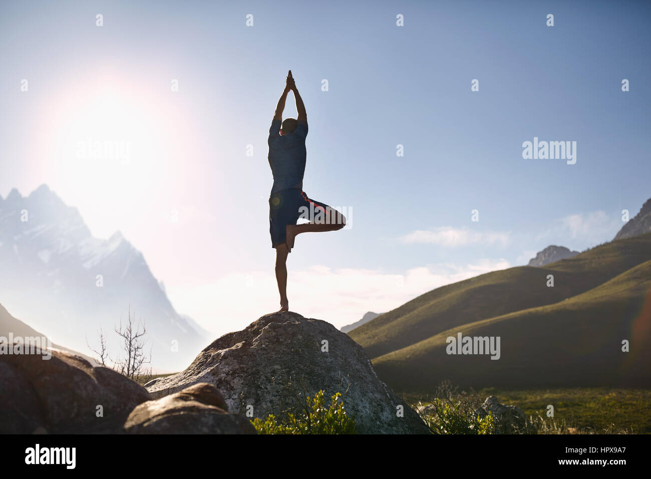 Full pose hi-res stock photography and images - Alamy