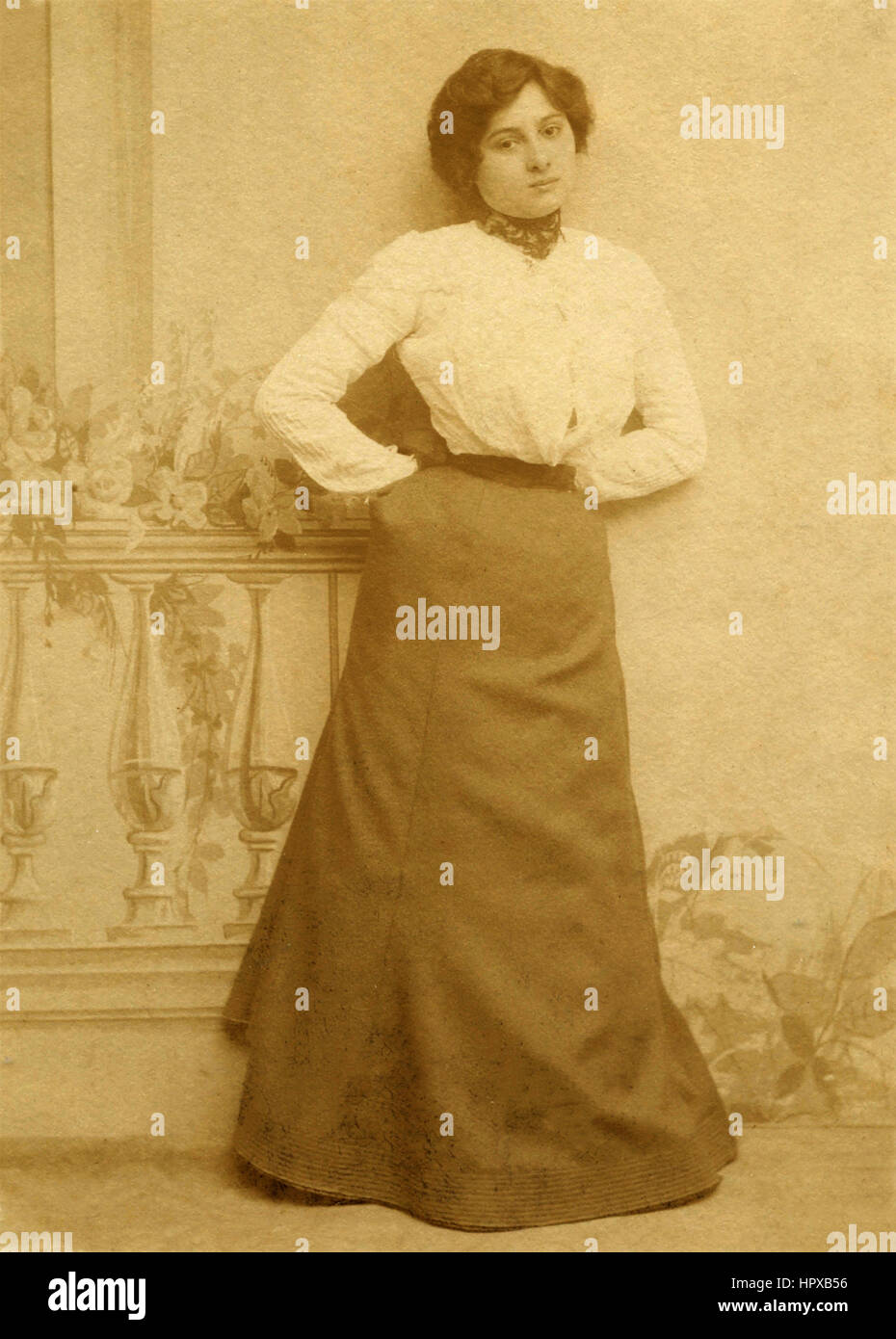 1900s Woman High Resolution Stock Photography and Images - Alamy