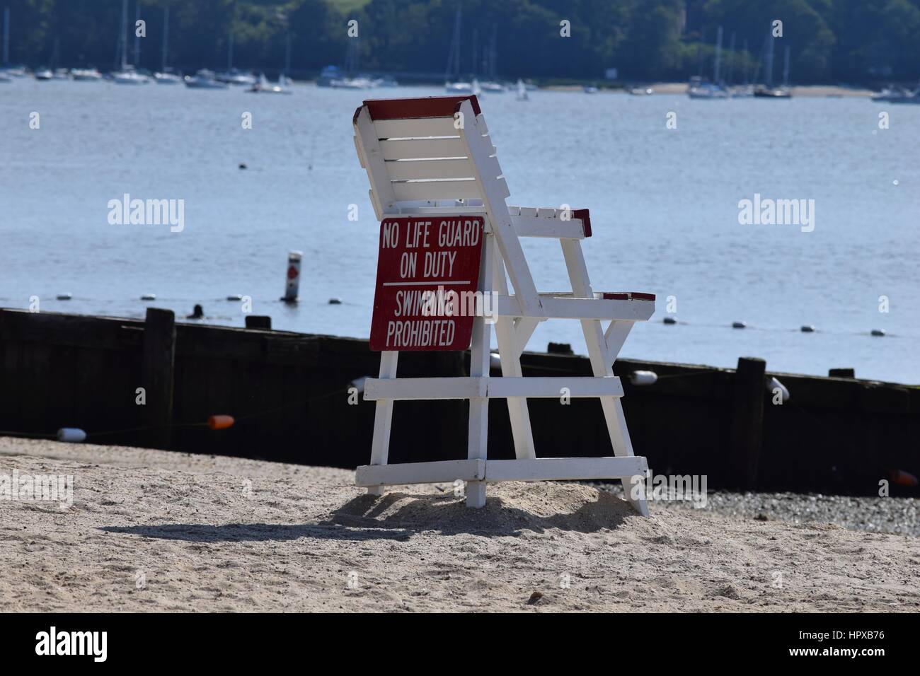 Lonely lifeguard stand Stock Photo - Alamy