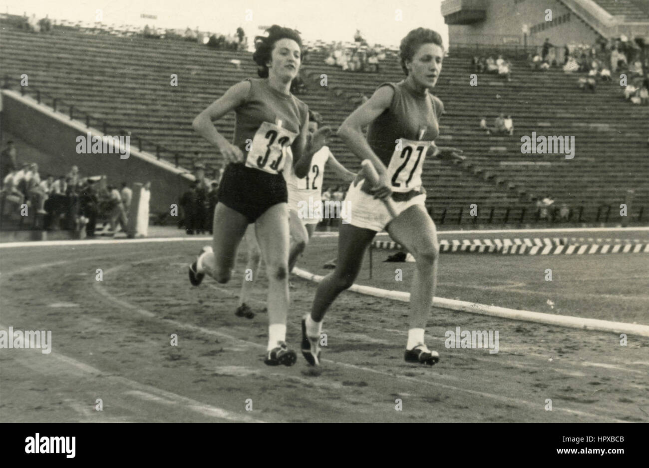 Italy 1950s women hi-res stock photography and images - Alamy
