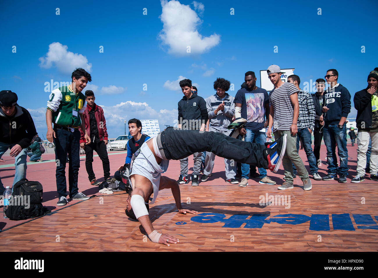 Breakdance Competition High Resolution Stock Photography and Images - Alamy