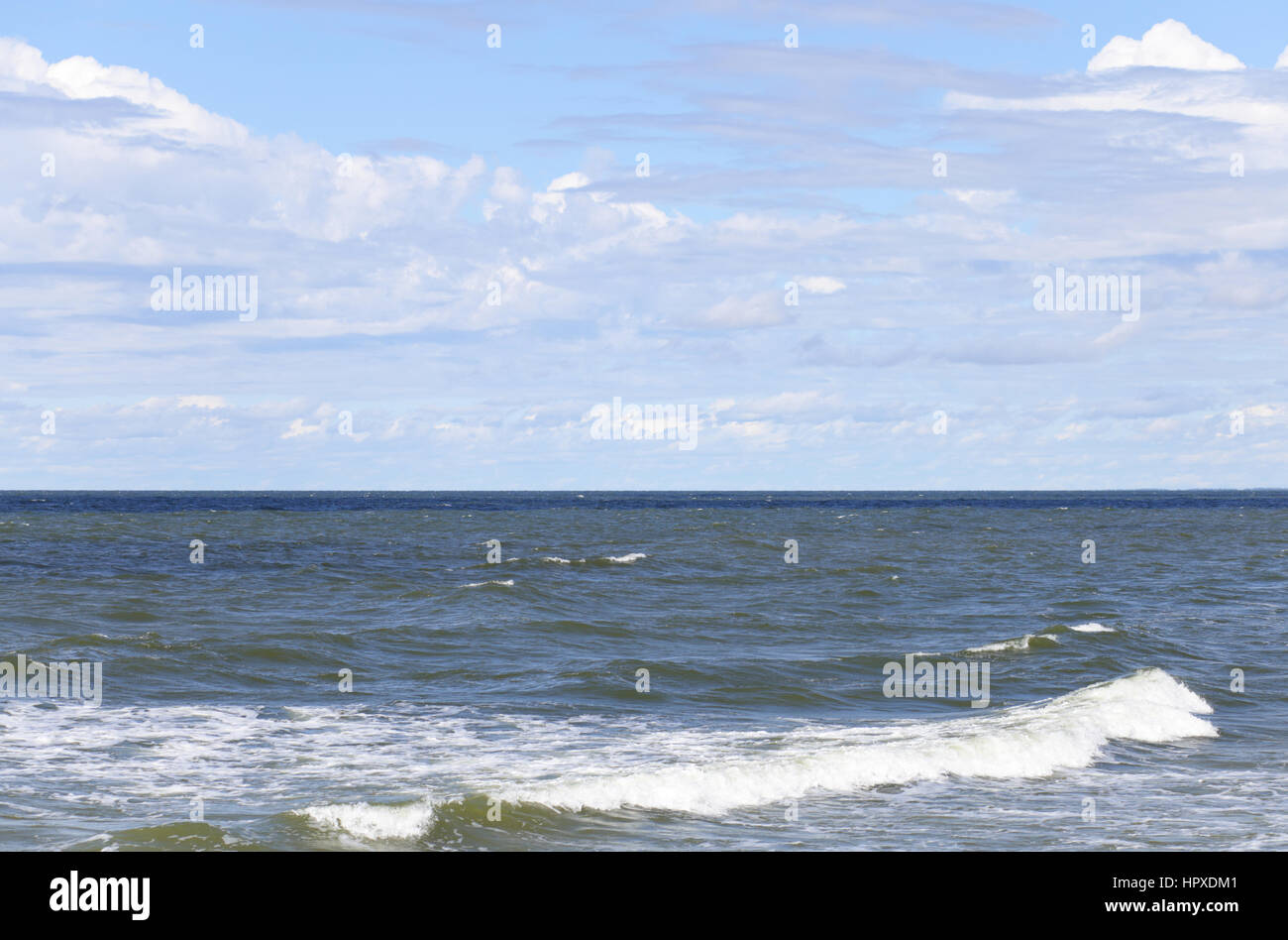 Beautiful blue sea under sky hi-res stock photography and images - Alamy