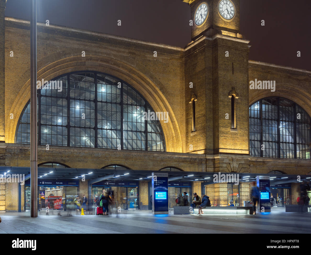 King's Cross London Station Old Stock Photos & King's Cross London ...