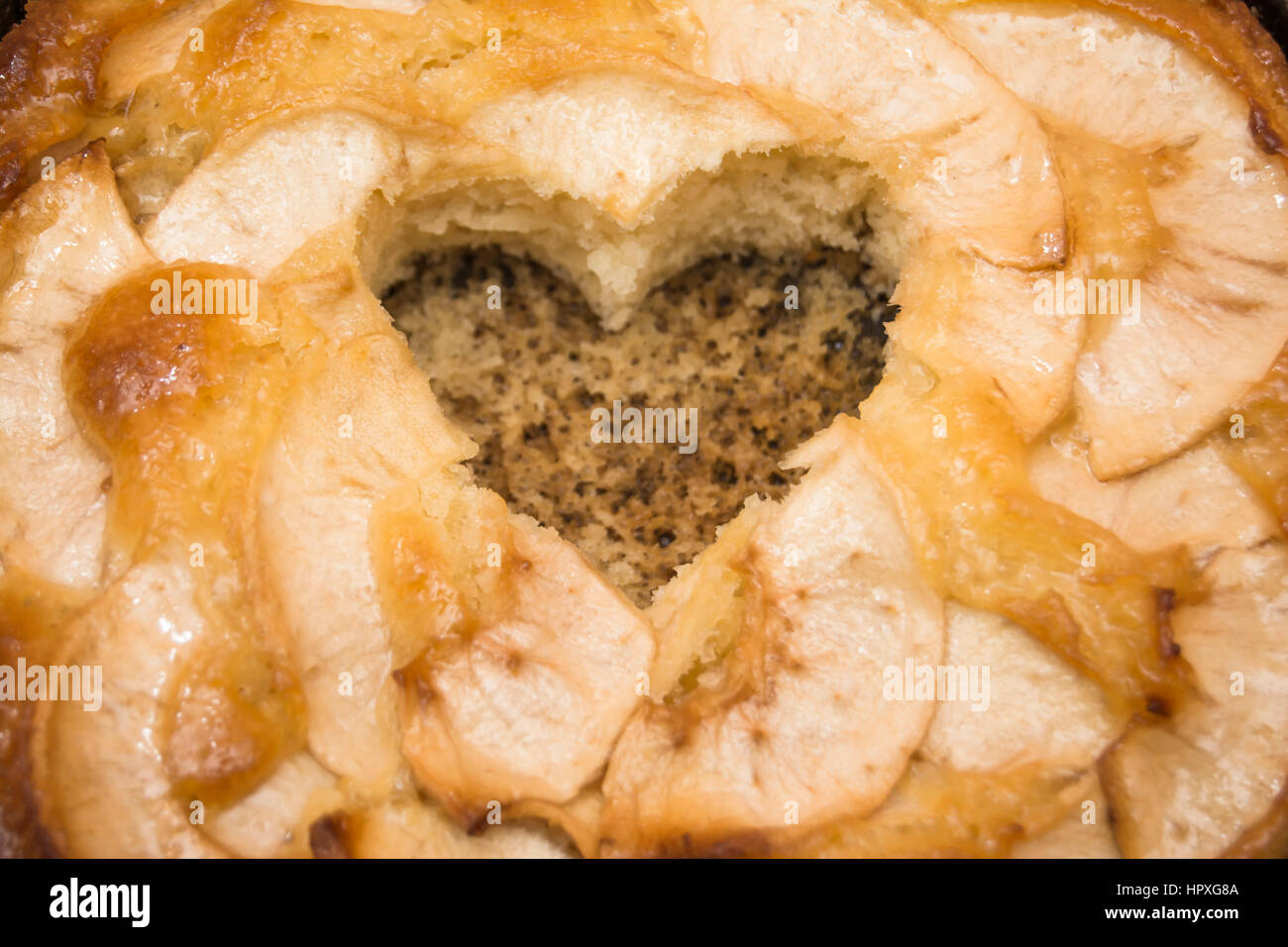 Hollow cake hi-res stock photography and images - Alamy