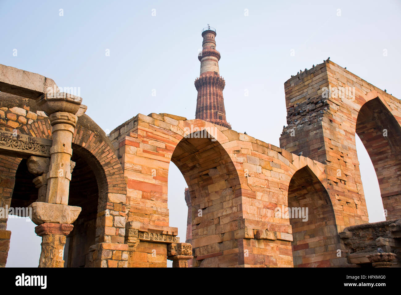 Qutub Minar Complex, New Delhi Stock Photo - Alamy
