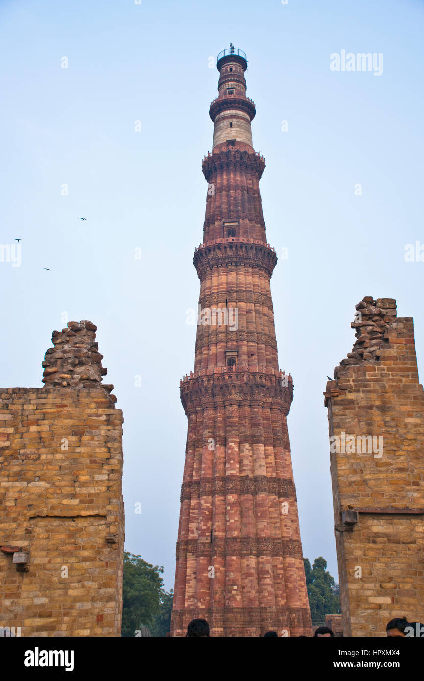 Low angle view of a tower monument, Qutab Minar, New Delhi, India Stock ...