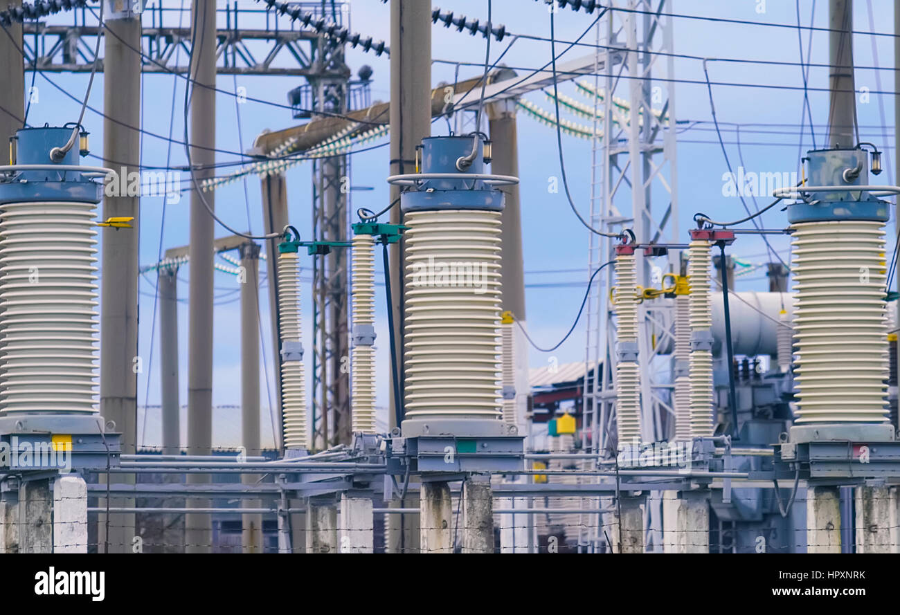 The electric wires on a high-voltage power Stock Photo - Alamy