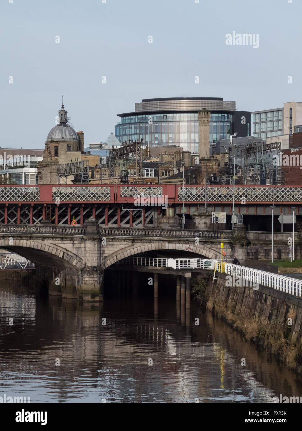River clyde lanarkshire bridge hi-res stock photography and images - Alamy