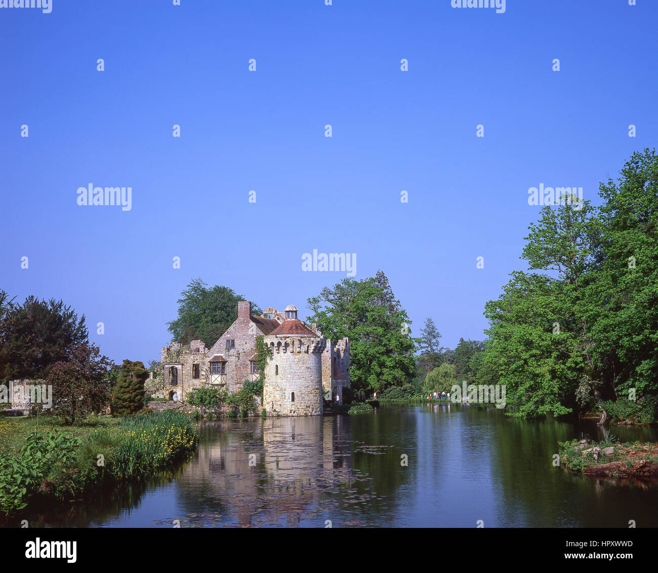 Scotney castle hi-res stock photography and images - Alamy