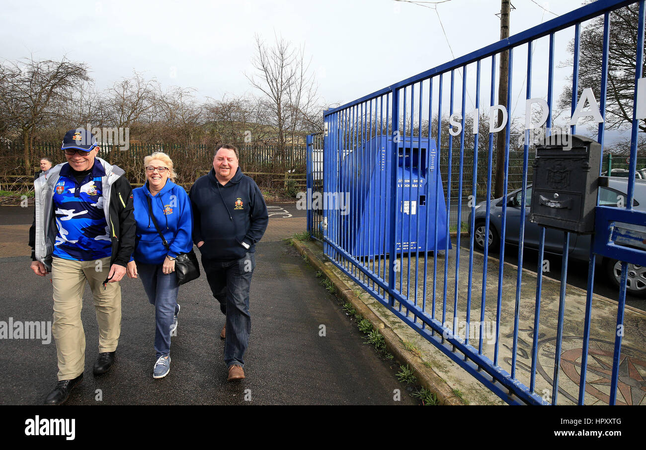 Siddal ARLFC fans make their way into the ground during the Ladbrokes ...