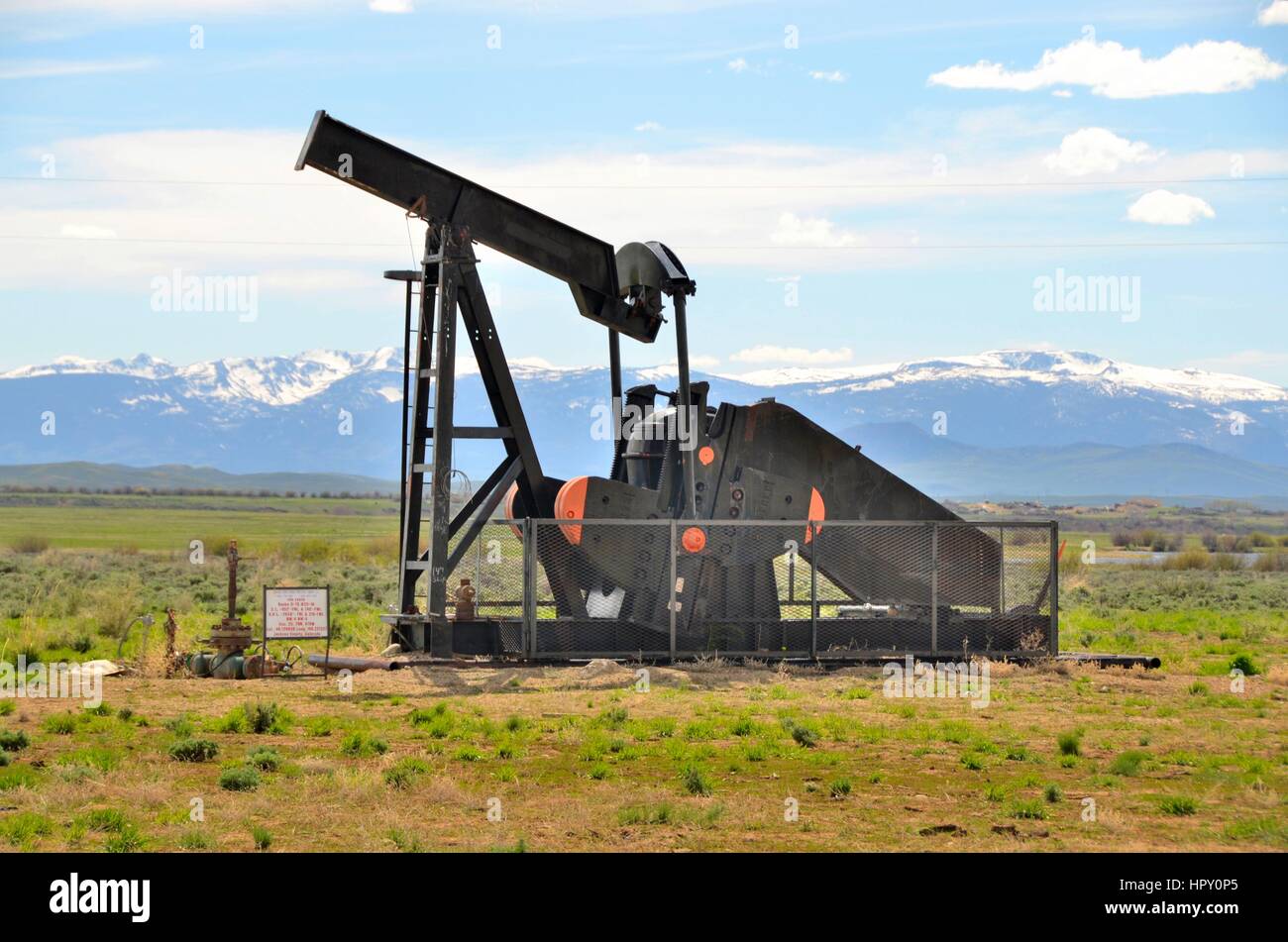 Colorado Oil Well Stock Photo - Alamy