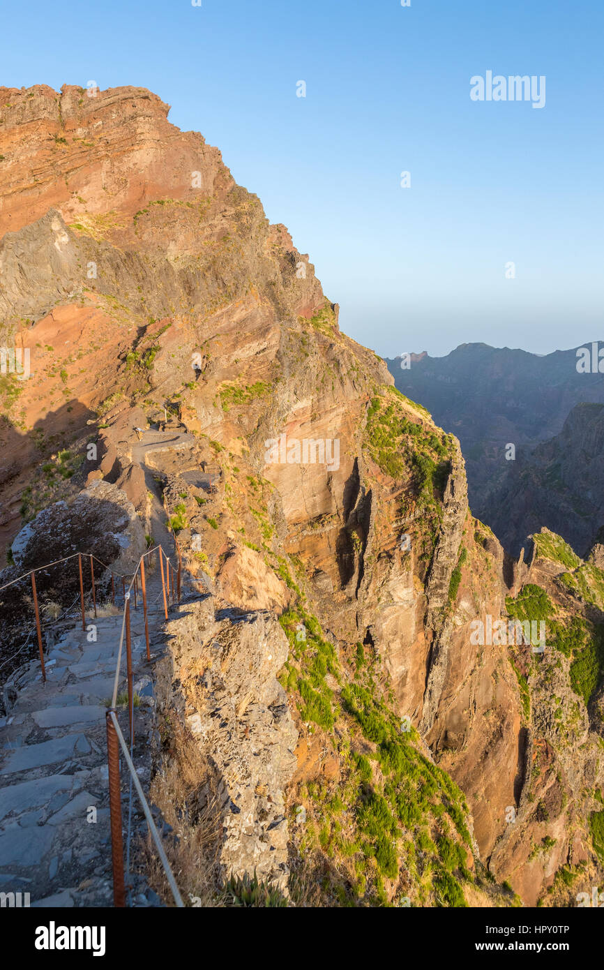 Pico do Cidrao seen from Hiking trail from Pico do Arieiro to Pico ...