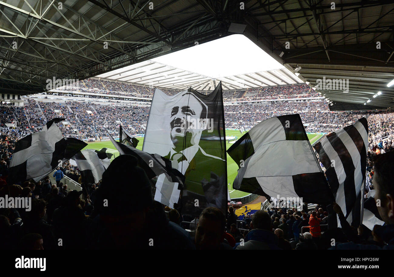 Newcastle United fans wave a banner of manager Rafa Benitez before the ...