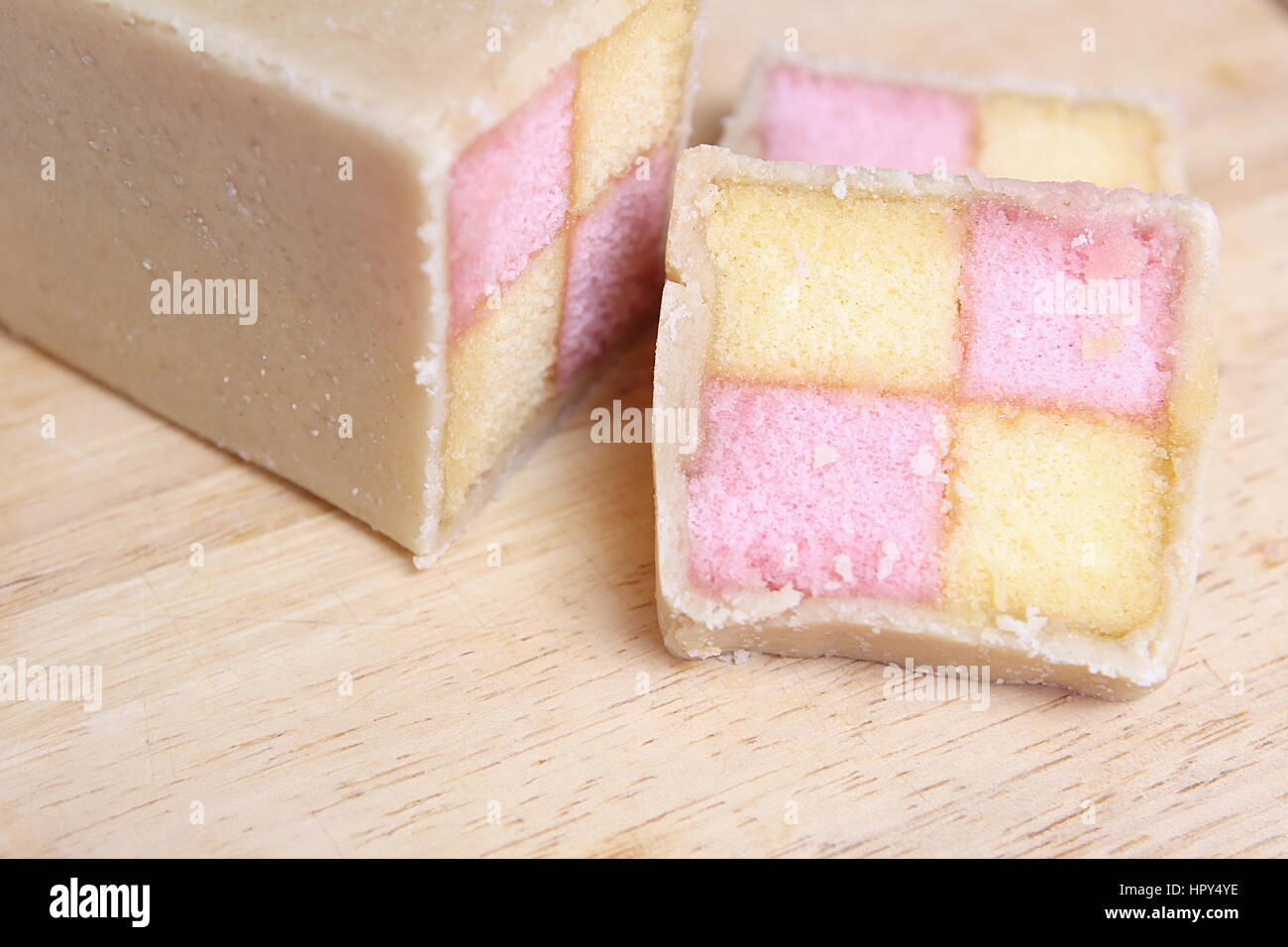 Battenberg cake hi-res stock photography and images - Alamy