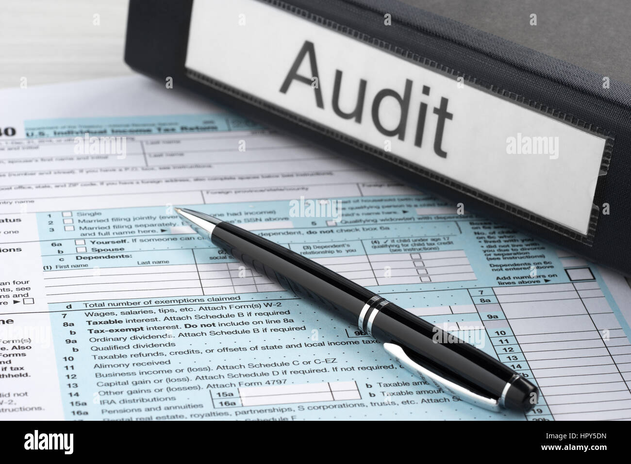 Auditing paperwork hi-res stock photography and images - Alamy