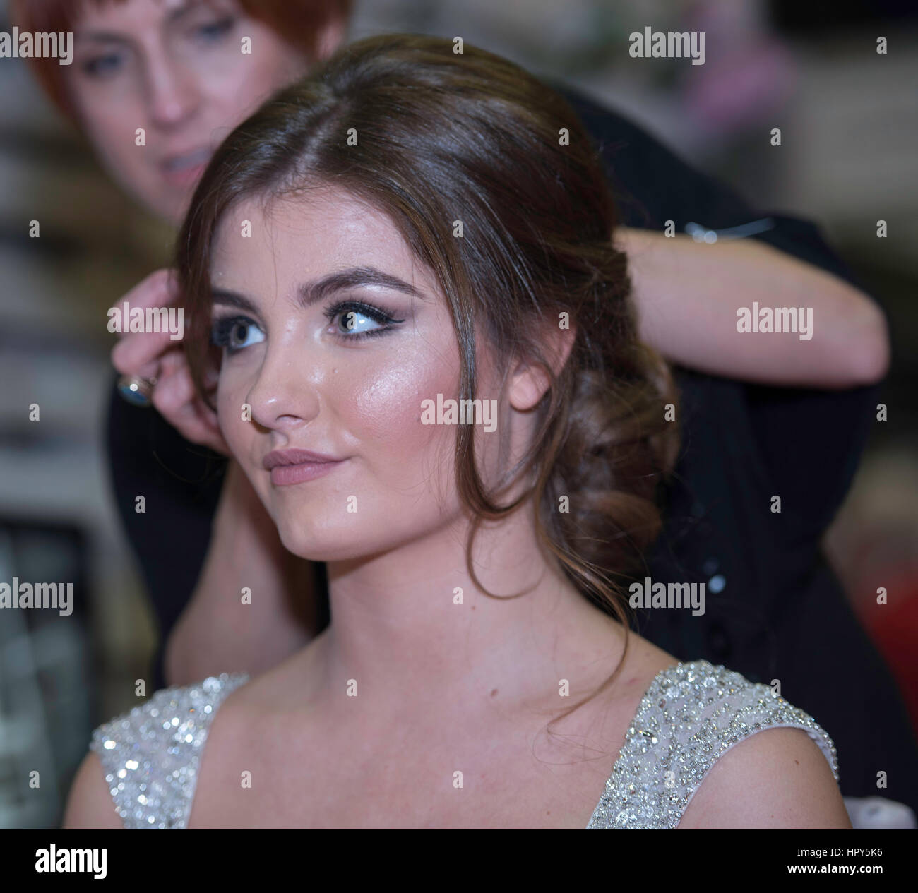 Romantic hairstyle decor hi-res stock photography and images - Alamy