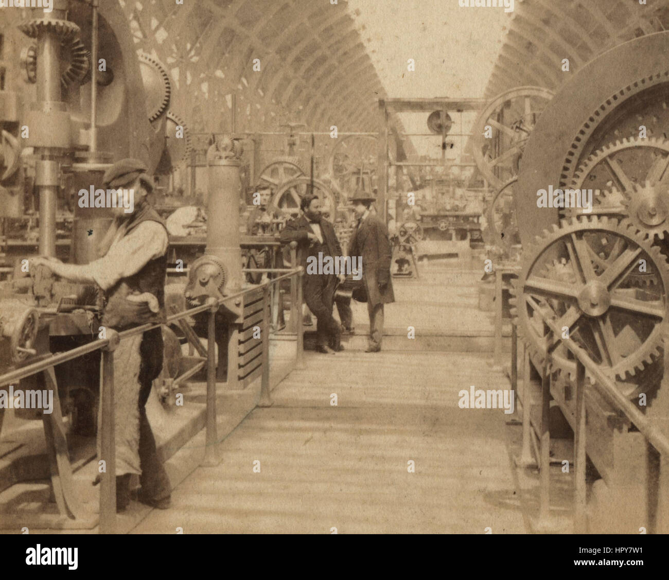 London stereoscopic company building hi-res stock photography and ...