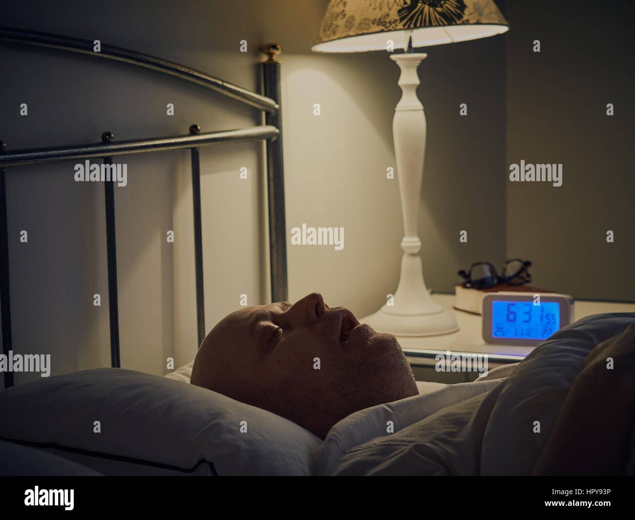 Clock on nightstand hi-res stock photography and images - Alamy