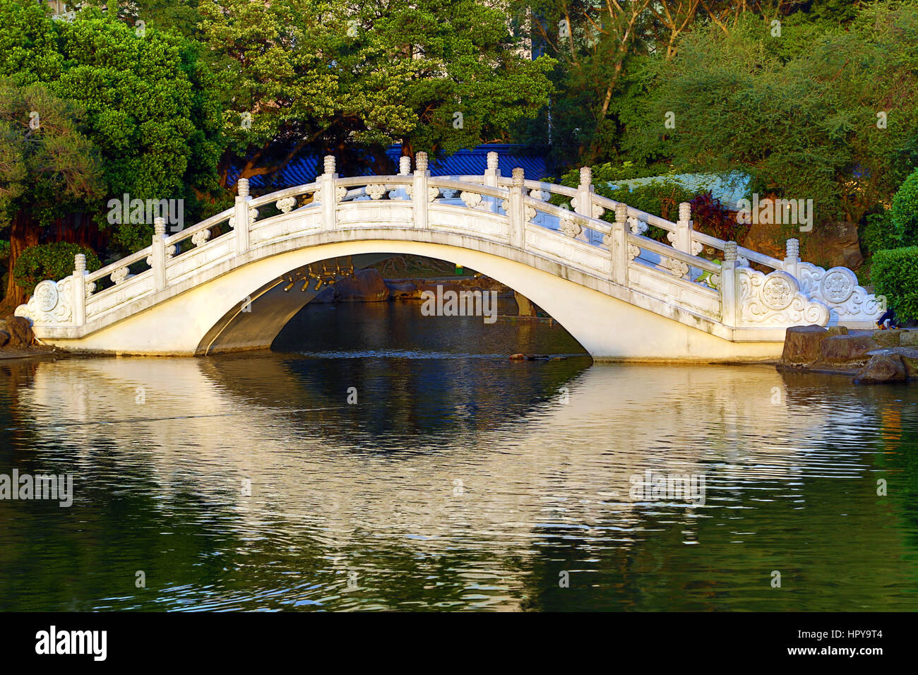 Bridges over lake hi-res stock photography and images - Alamy