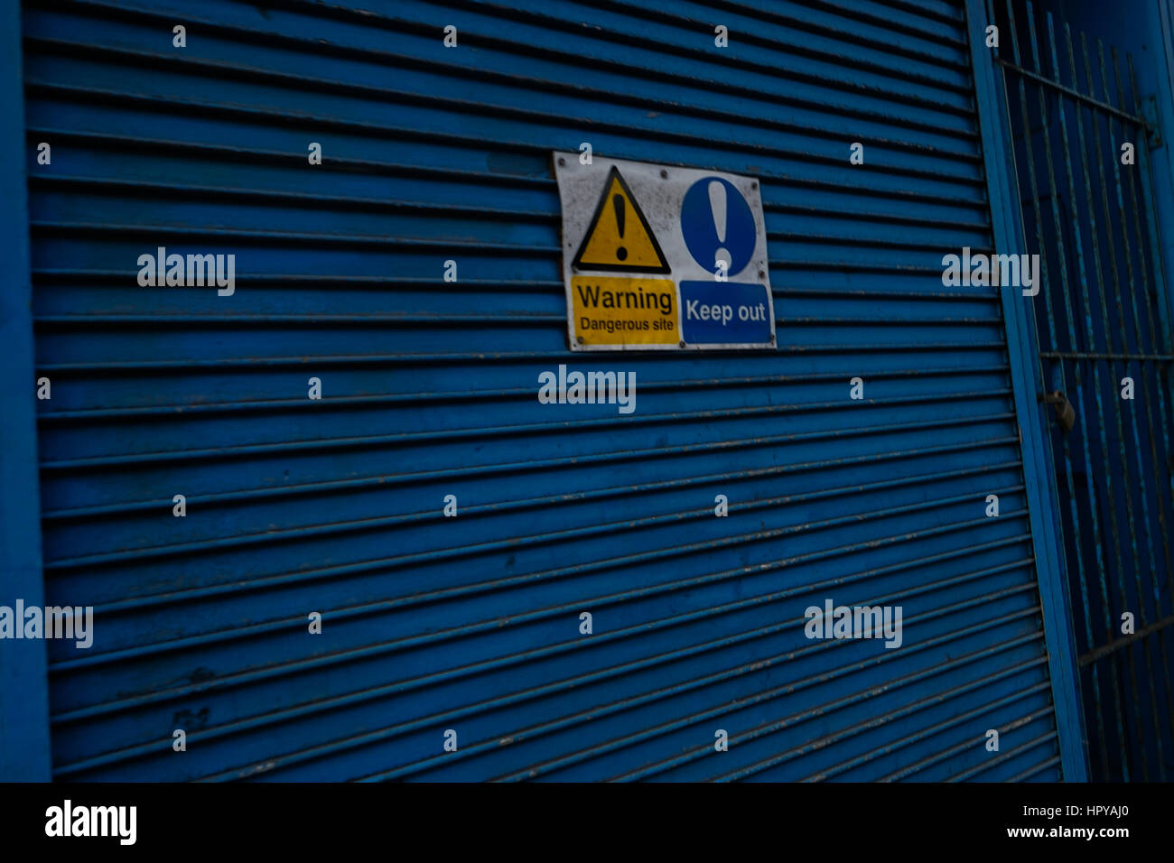 Roller shutter door sign hi-res stock photography and images - Alamy
