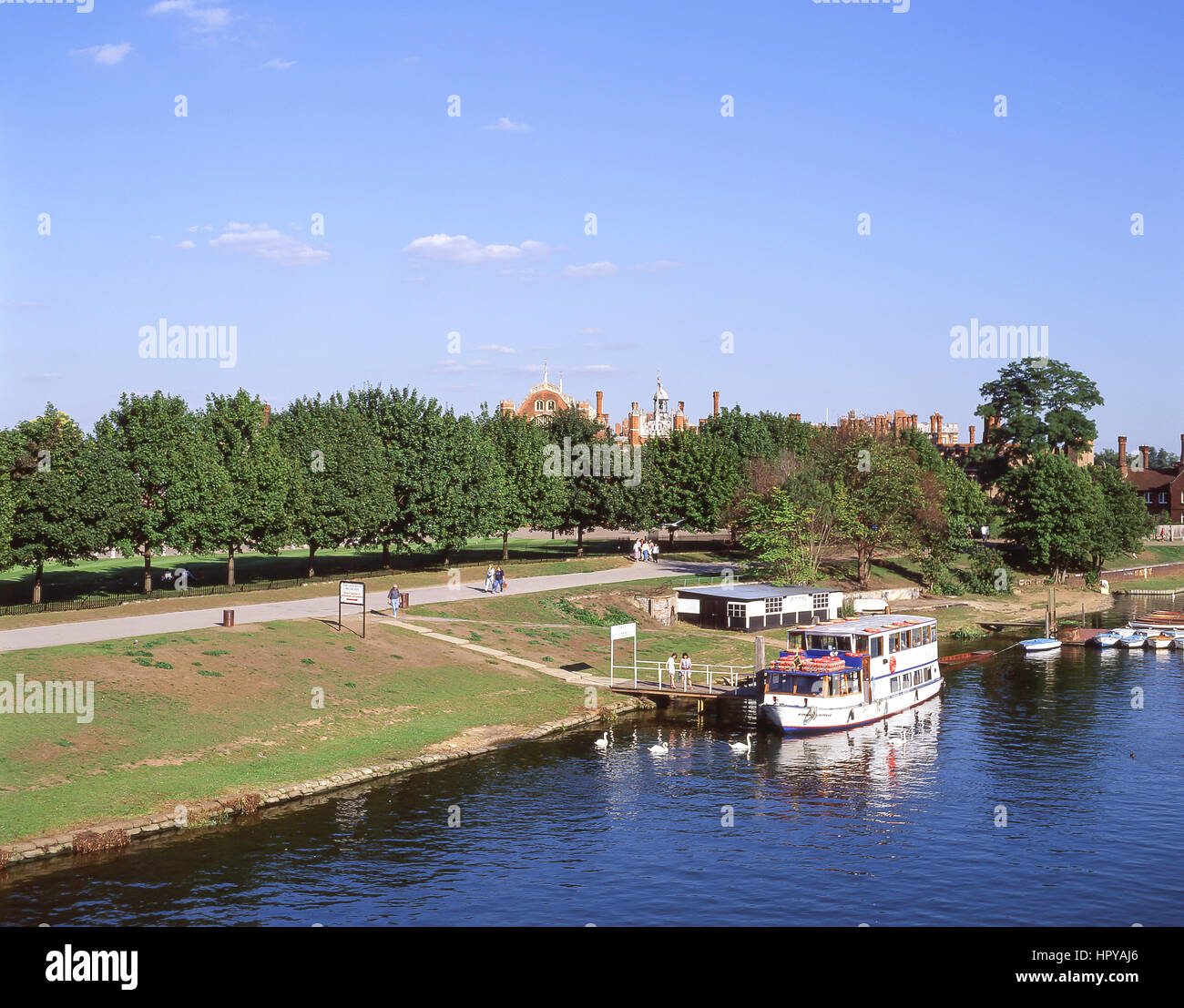 Hampton ferry hi-res stock photography and images - Alamy