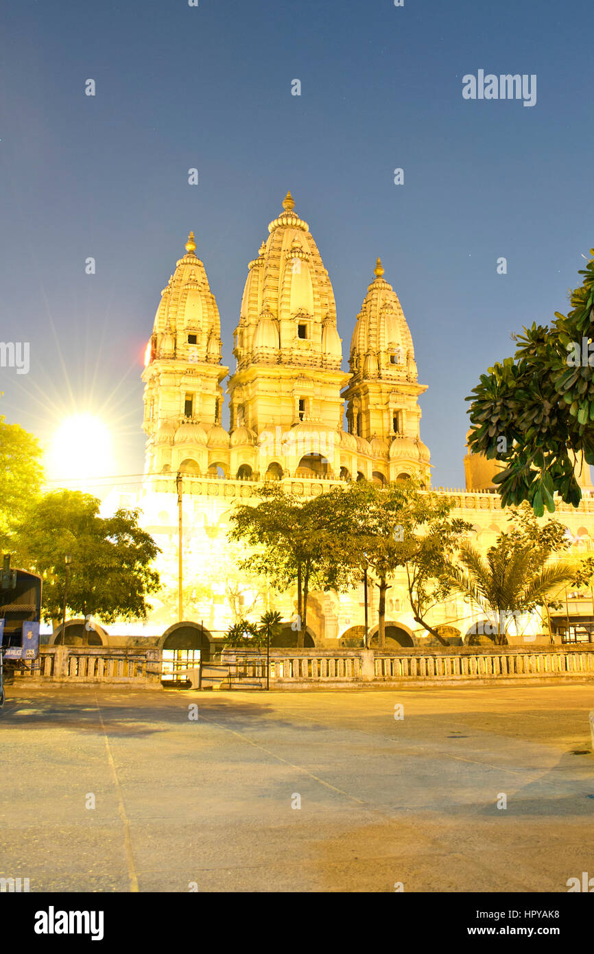 Chhatarpur temple complex new delhi Stock Photo - Alamy