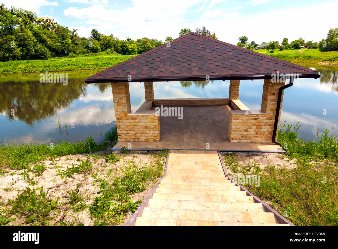 Beautiful alcove on lake hi-res stock photography and images - Alamy