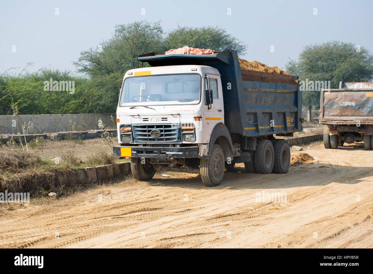 Indian loaded truck hi-res stock photography and images - Alamy
