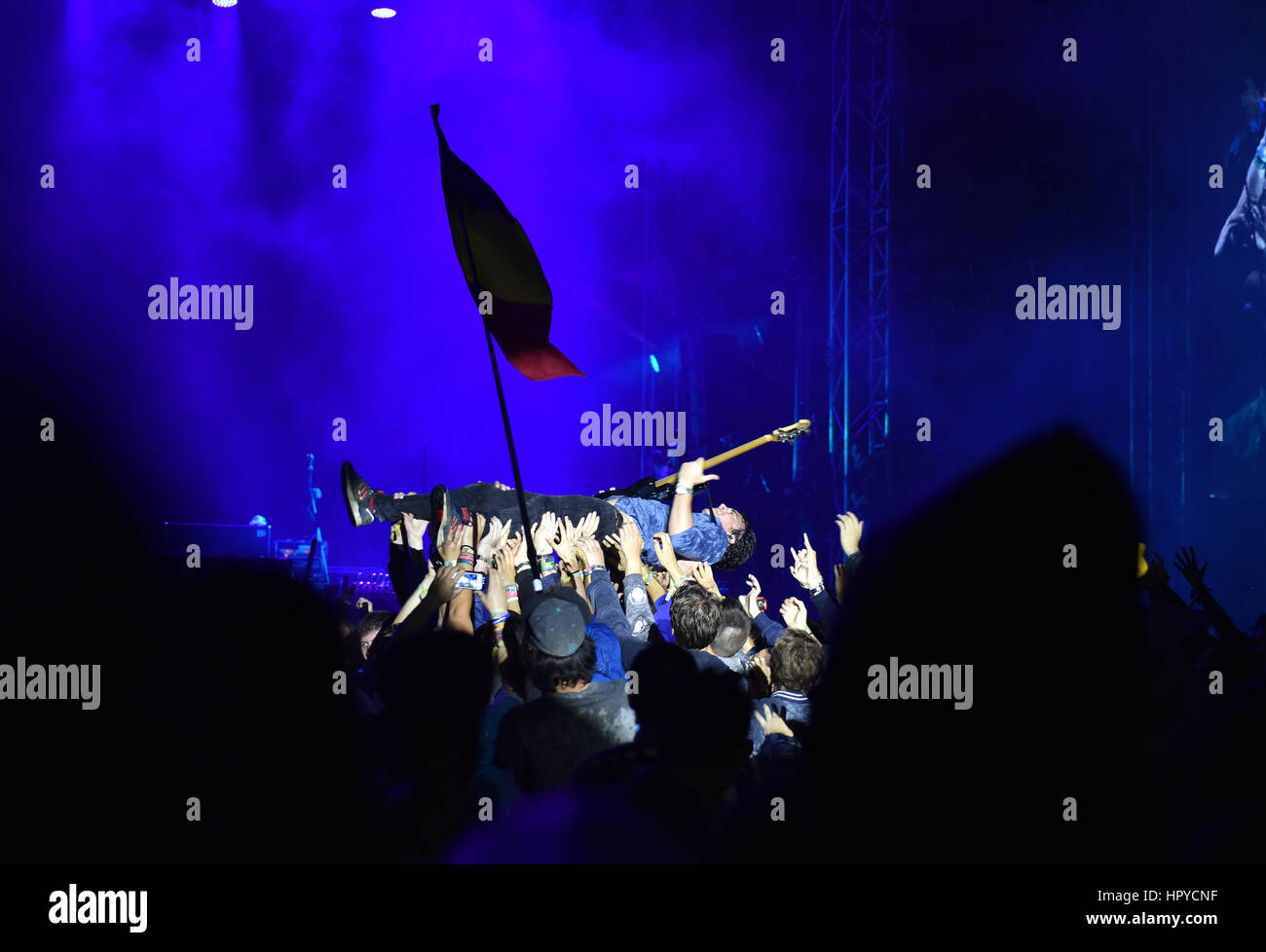 Chris batten bass hi-res stock photography and images - Alamy