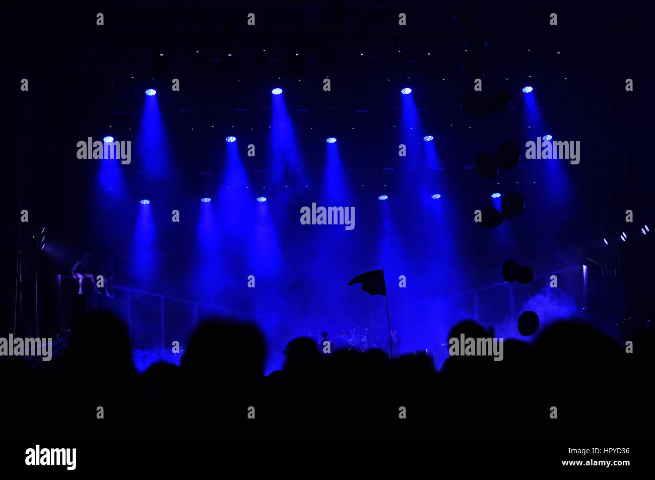 Theater lights effects hi-res stock photography and images - Alamy