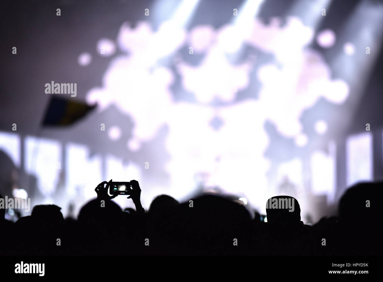 Crowd recording live concert with smart phones Stock Photo - Alamy