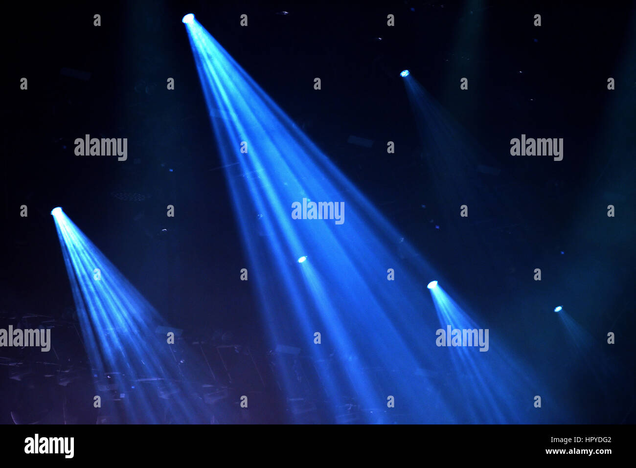 Spotlight stage floor hi-res stock photography and images - Alamy