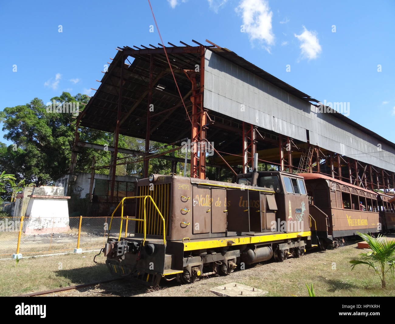 Disused sugar plantation hi-res stock photography and images - Alamy