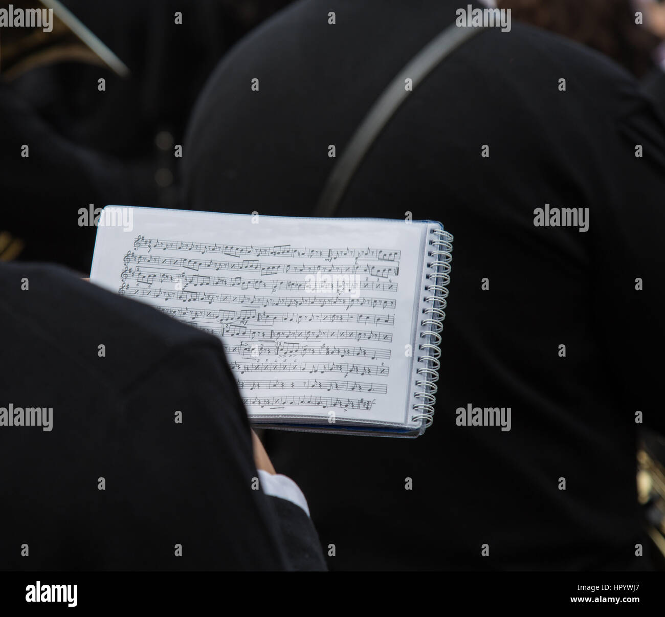 Reading sheet music hi-res stock photography and images - Alamy