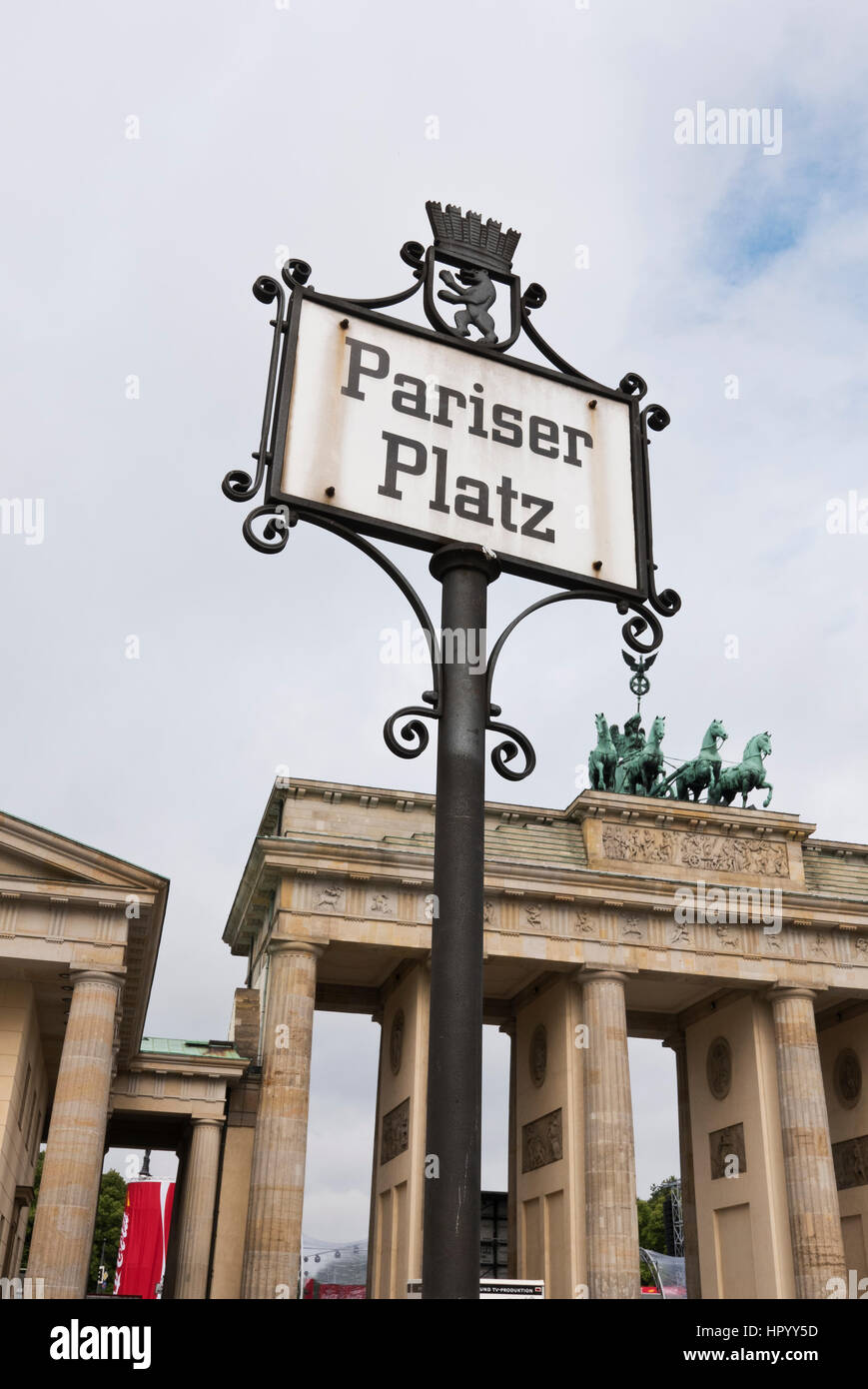 Road sign near Brandenburg Gate, Berlin, Germany Stock Photo - Alamy