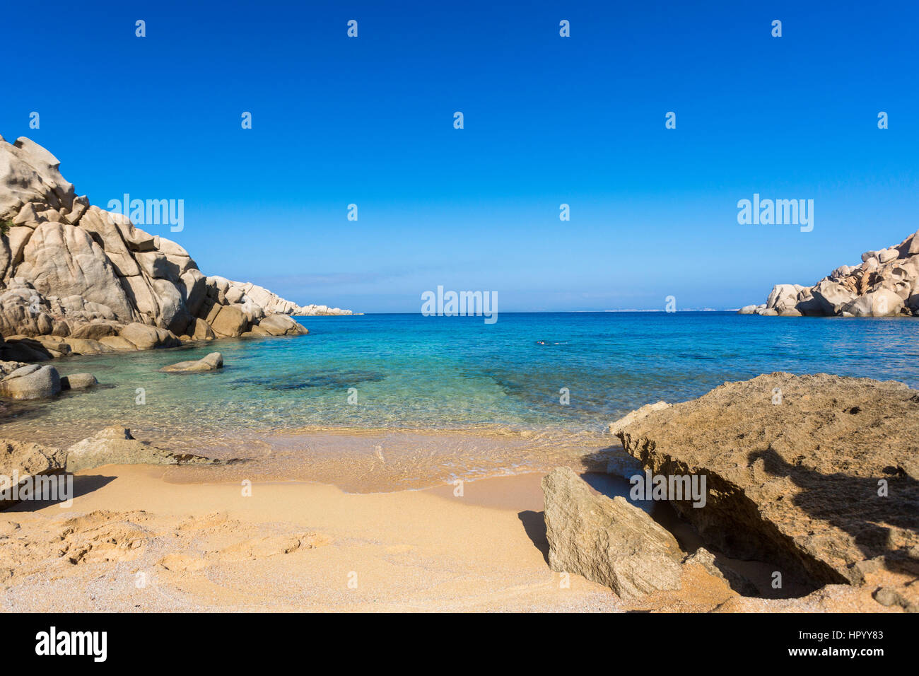 Cala Spinosa little beach at capo Testa, Santa Teresa di Gallura ...